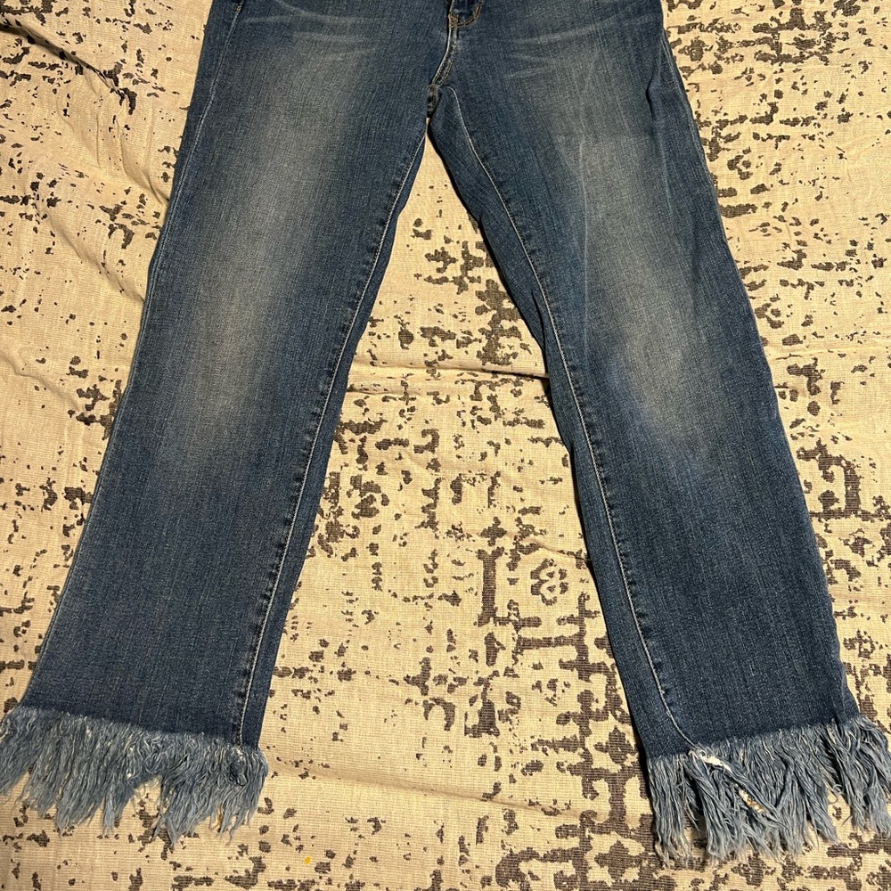 Principle Cropped Frayed Bottom Jeans - Gem